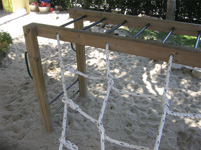 Round Rung Rope Ladders Custom Made by Pacific Fiber and Rope